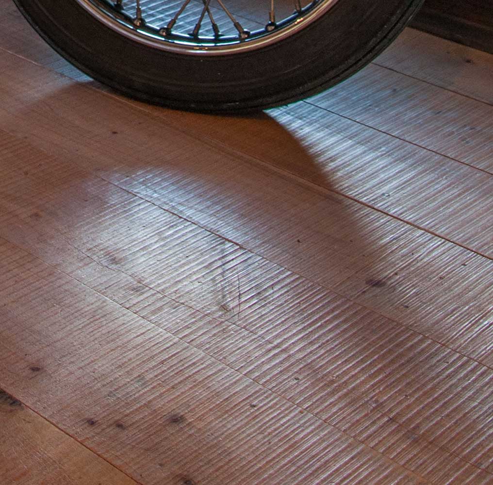 NZ Natural Timber Co. | Macrocarpa-Species-Sample-2